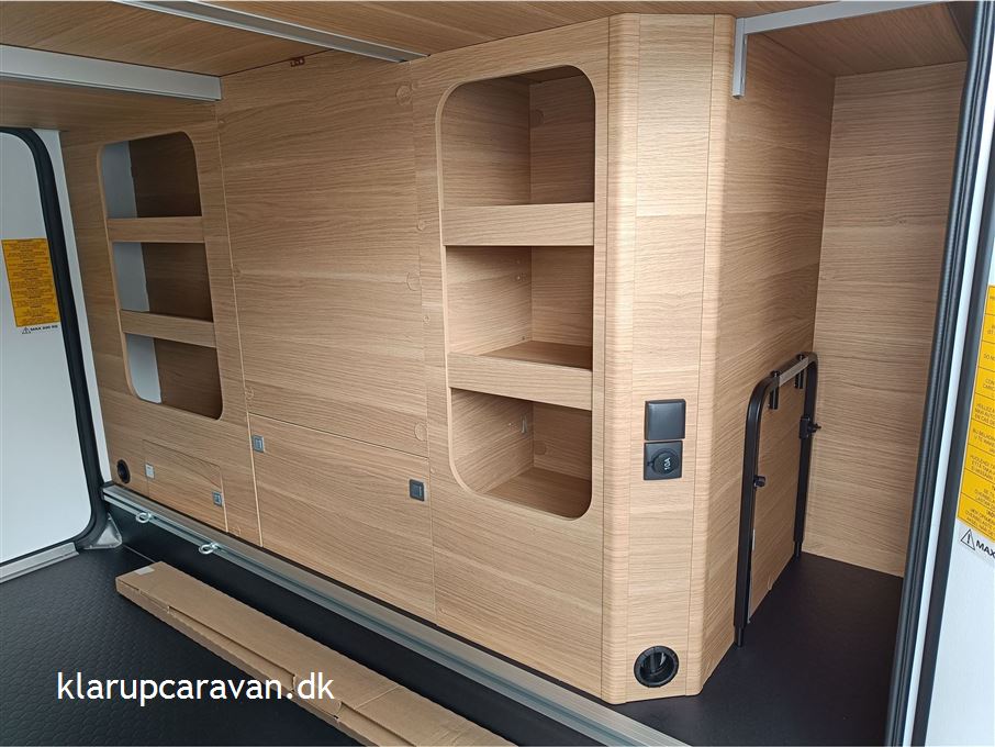 2023 Adria Matrix Axess M670 SL